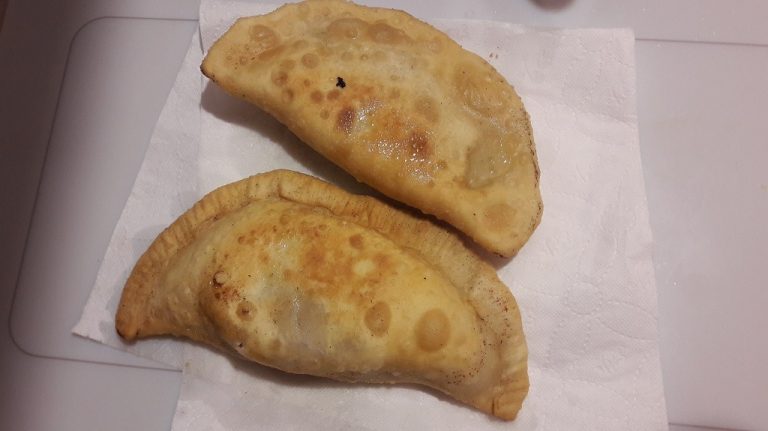 Czebureki z mięsem - Pasibrzuszek.pl