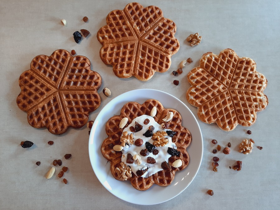 Gofry bananowe z wodą gazowaną - Pasibrzuszek.pl