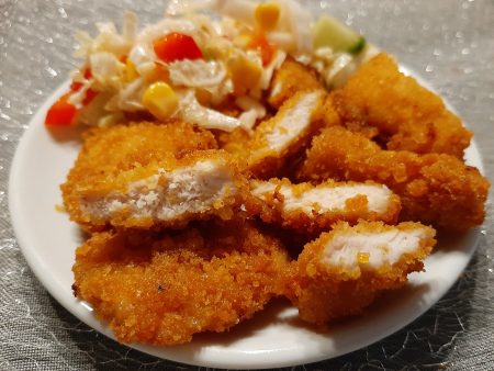 Nuggetsy w panierce z płatków kukurydzianych - Pasibrzuszek.pl